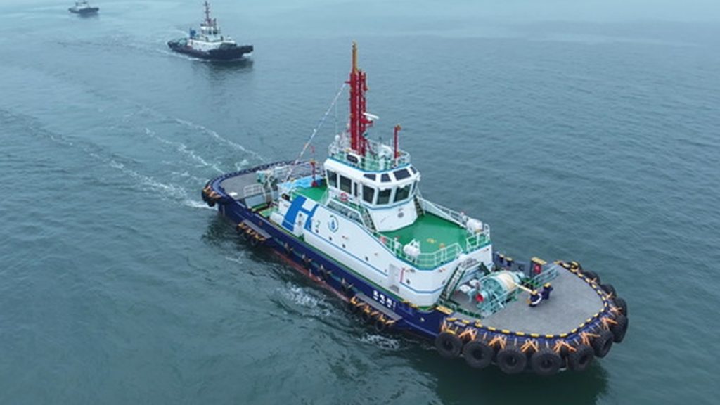 Chinese shipyard delivers world-first hydrogen-electric tugboat ...